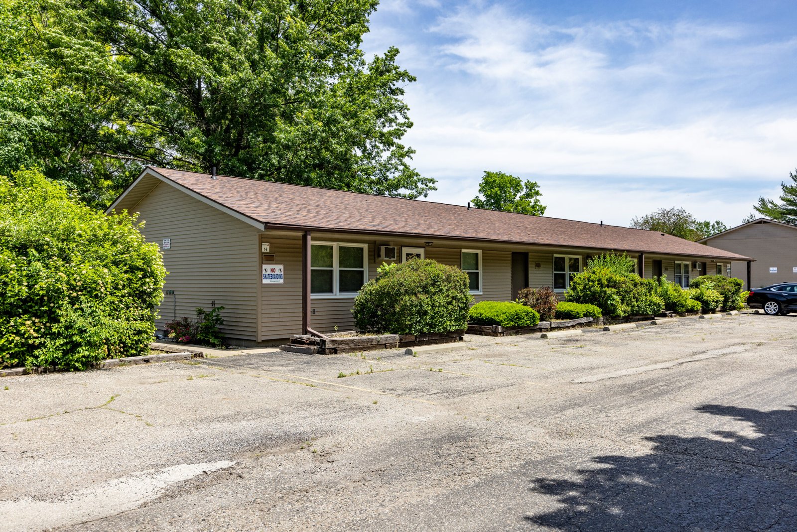 Units - Brook Haven Apartments